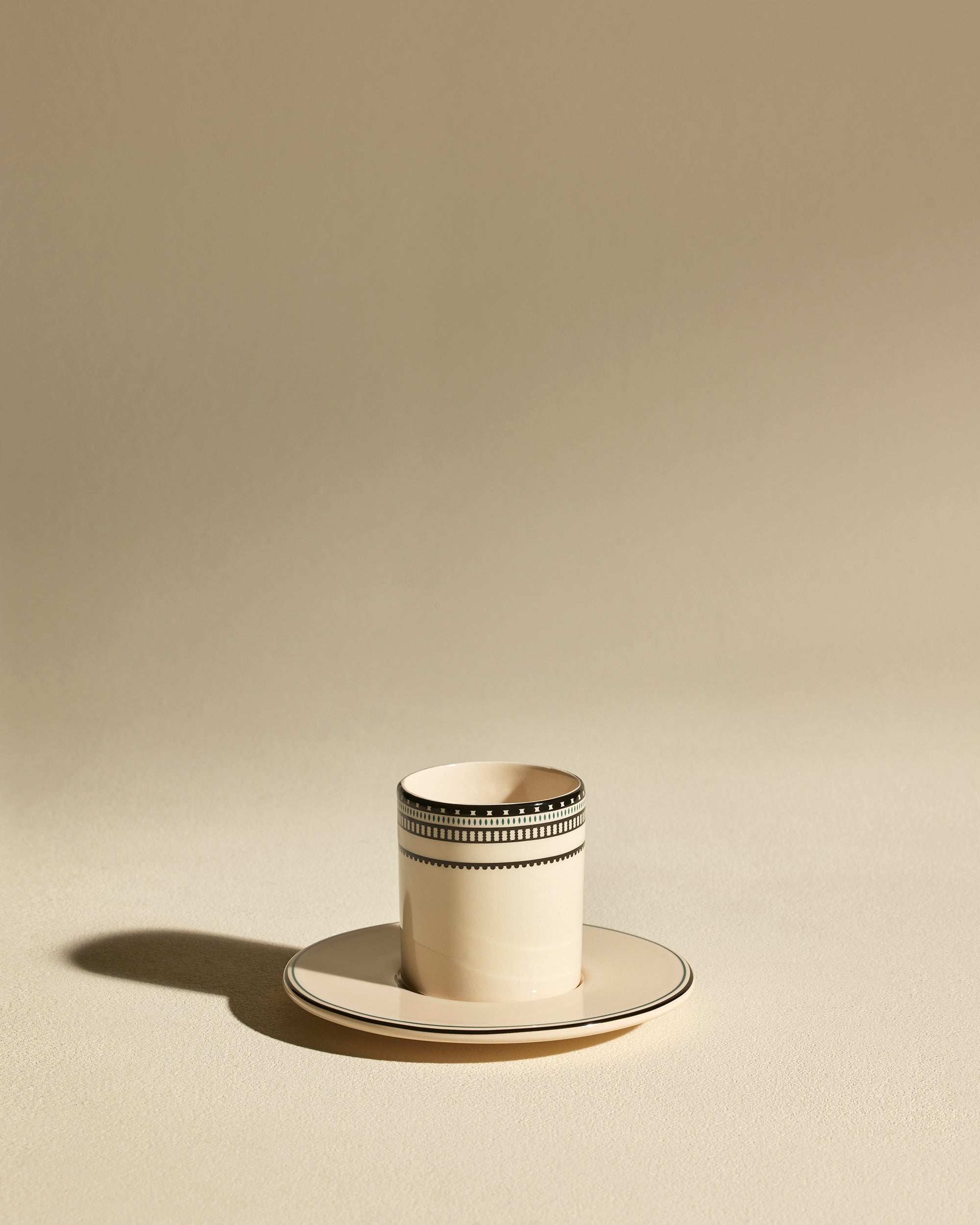 Tempo Coffee Set - Black Radish | Maison Sarah Lavoine